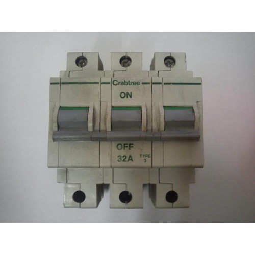 Crabtree Polestar 32a Triple Pole Mcb